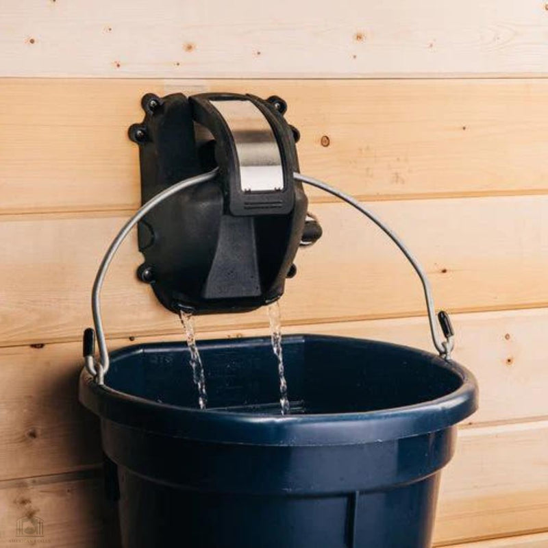 The Cascada Automatic Waterer - American Stalls