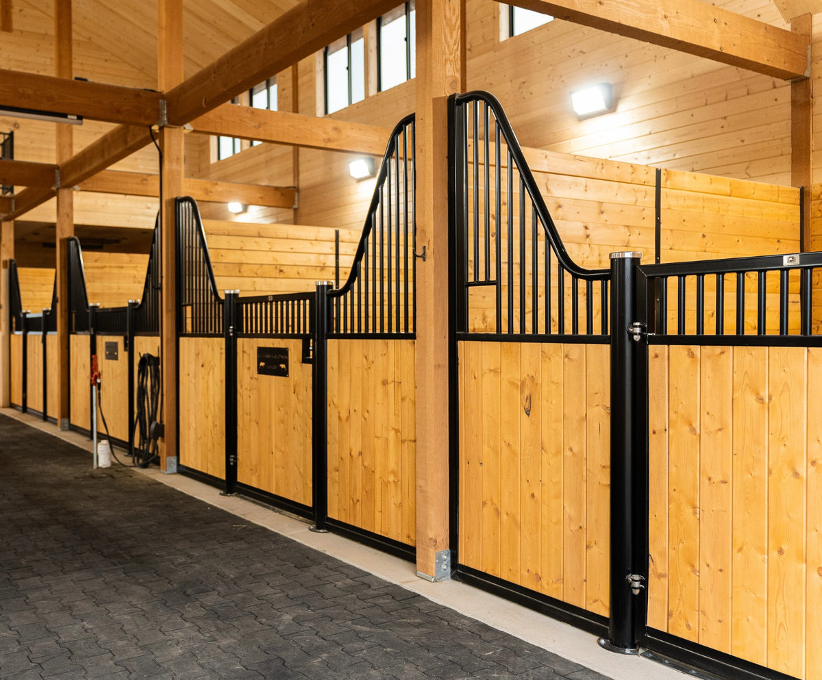 Feeder Solutions for Horse Stalls - American Stalls
